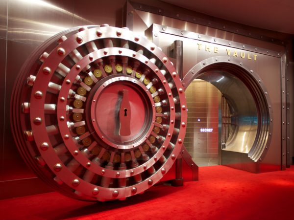 Multimedia Design | Video and Interactive Installations | RomeAntics